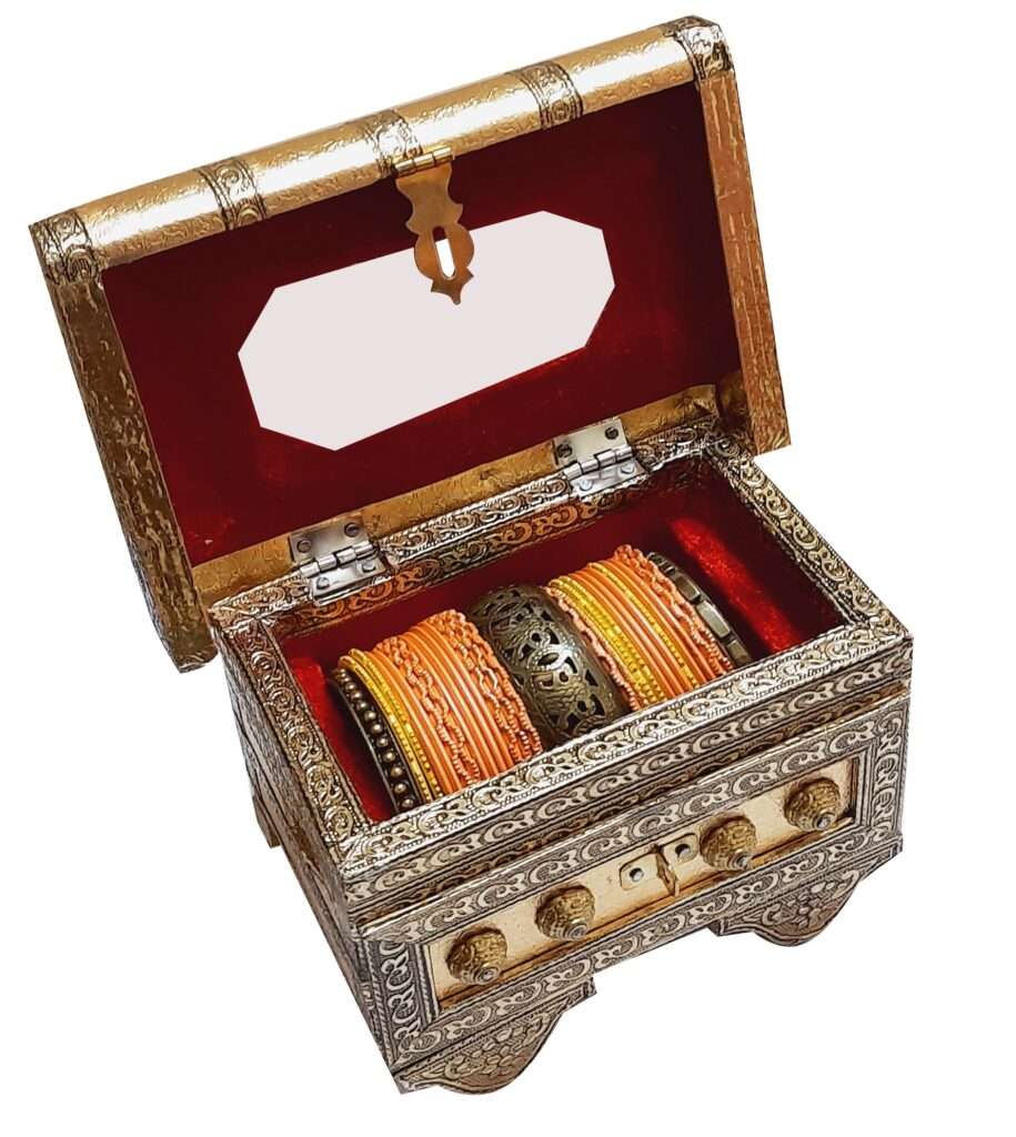 SAARTHI Rajasthani Antique Traditional Fancy Unique Elegant Ethnic ...